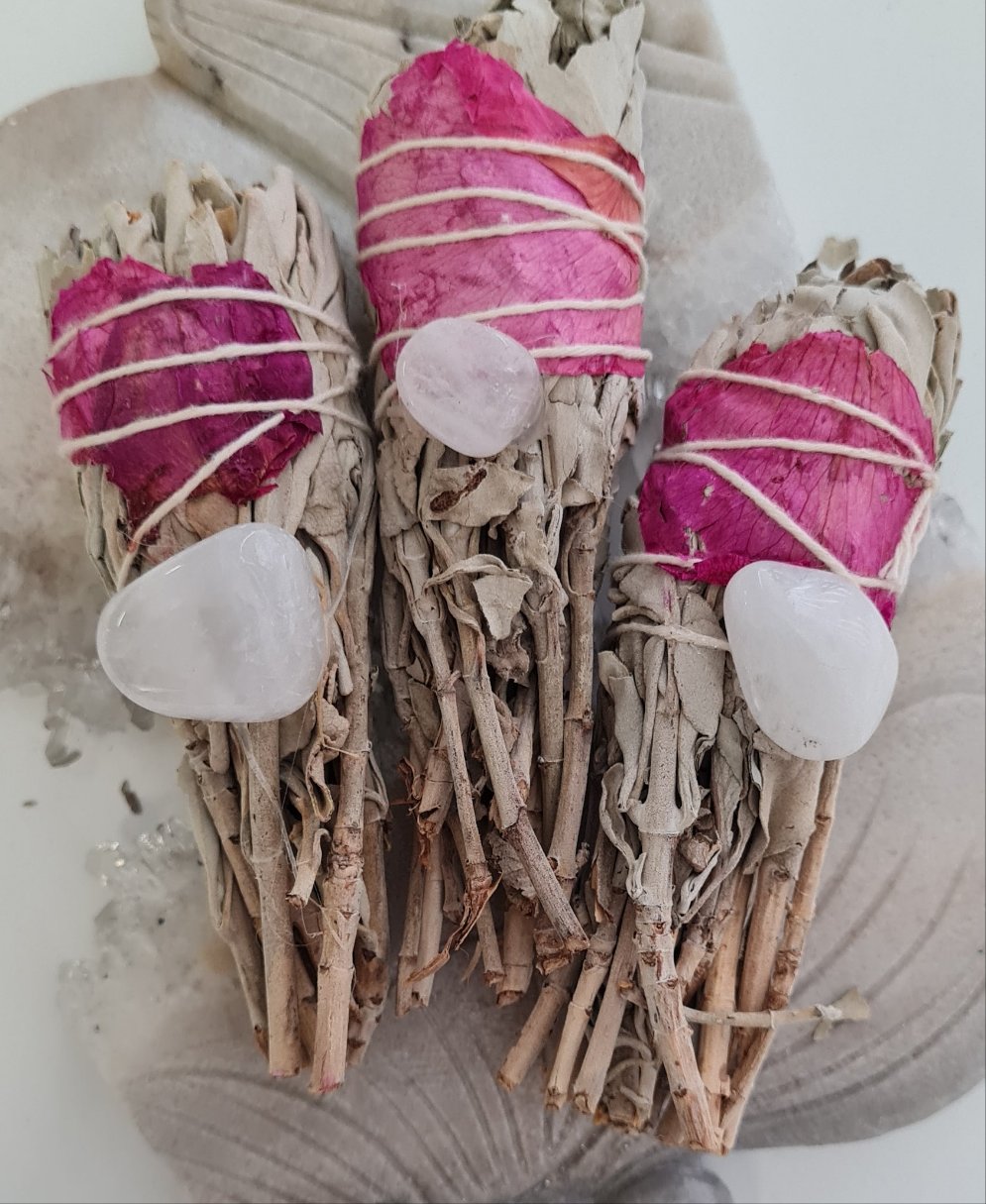 Smudge Stick - White Sage, Rose Petals and Quartz – Bay Crystals
