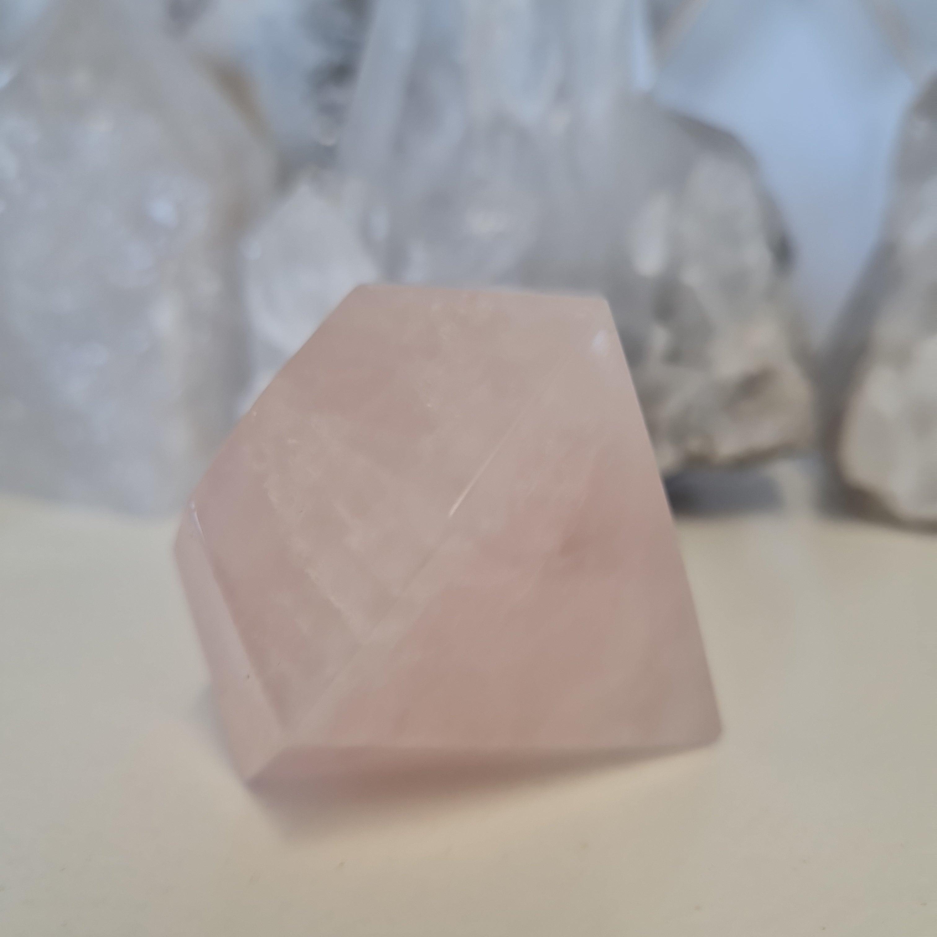 Rose Quartz Faceted Diamond – Bay Crystals
