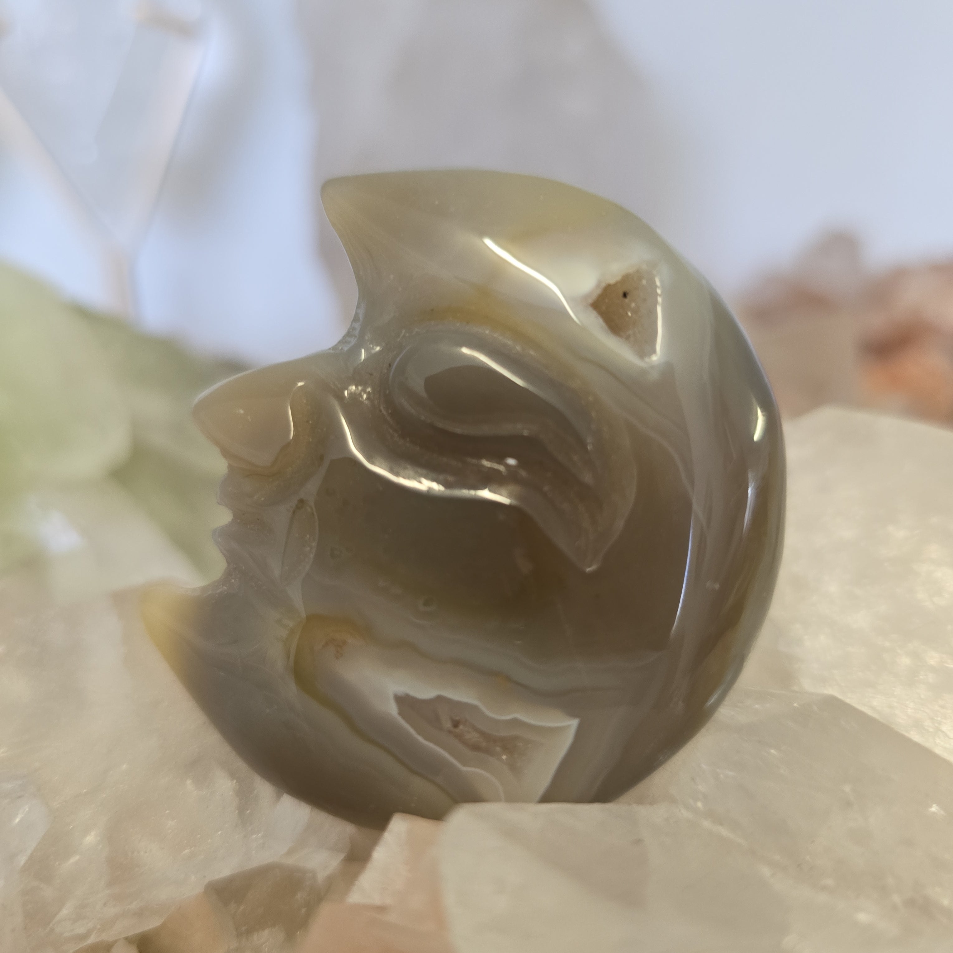 Agate Moon Face – Bay Crystals